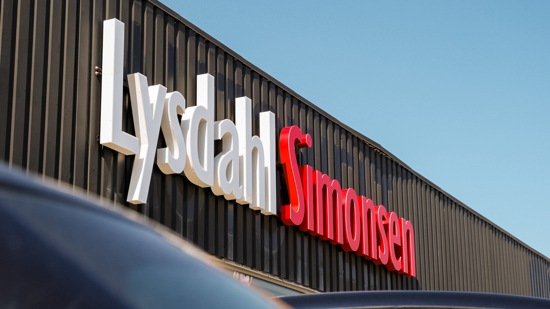Om Lysdahl Simonsen | Læs vores historie